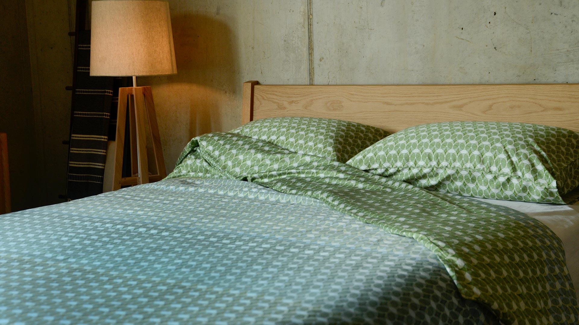 Circle Pattern Cotton Blend Bedding - Teal or Rust - Natural Bed Company