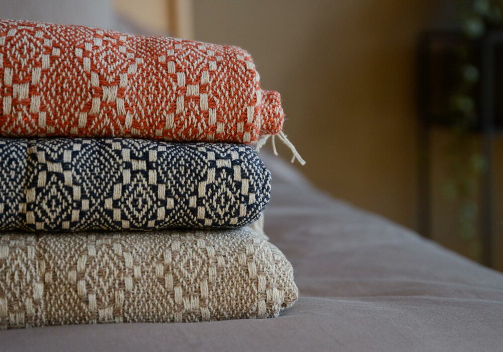 Diamond Patterned Throws with Fringe | Natural Bed Company