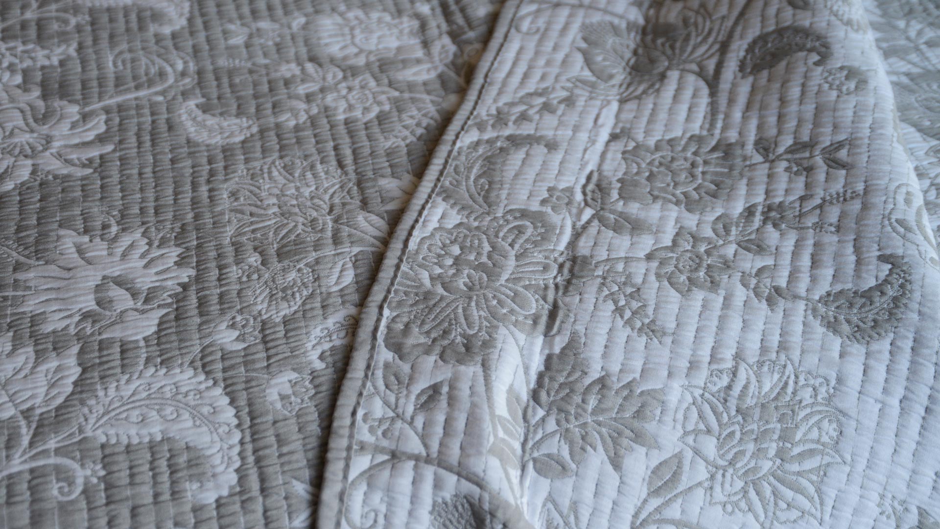 Jacquard Bedspread - Grey or Green - Natural Bed Company