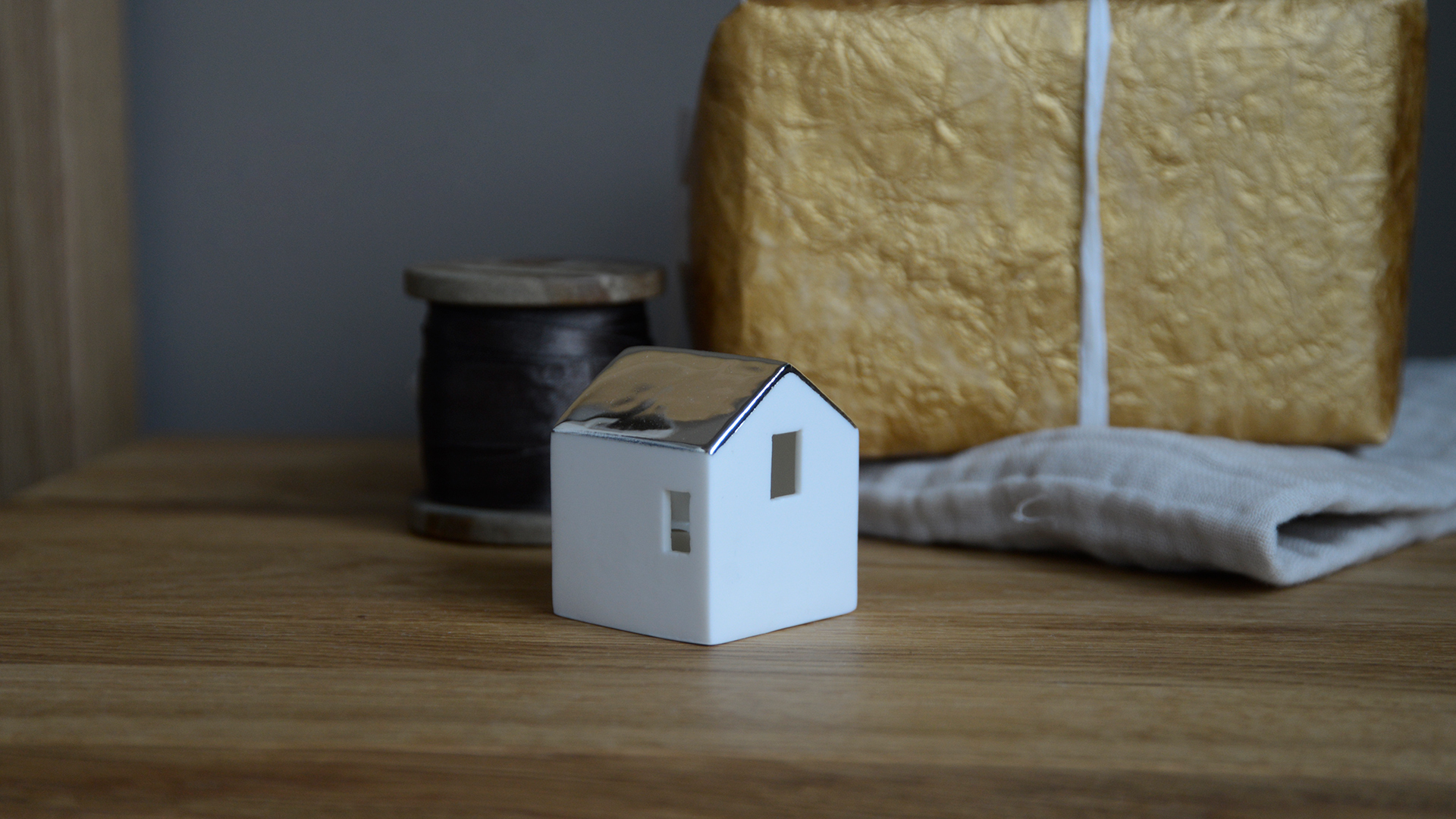 Mini Light Up Houses - Natural Bed Company