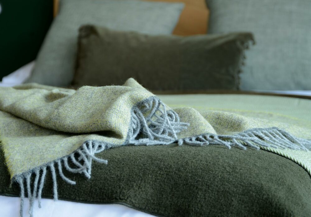 Green Marl Pure Wool Throws | Blankets | Natural Bed Company