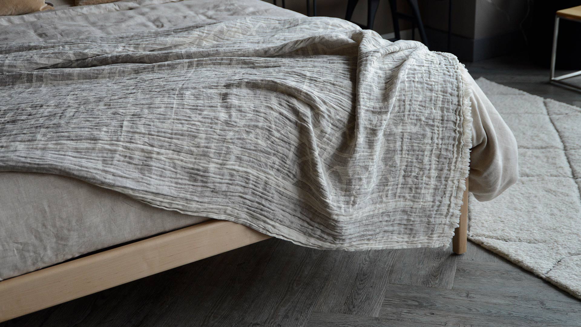 Textured Cotton and Linen Graphic Throw - Natural Bed Company