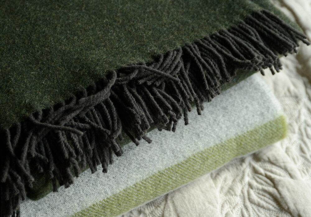 Green Pure Wool Throw | Dark Fir Green | Natural Bed Company