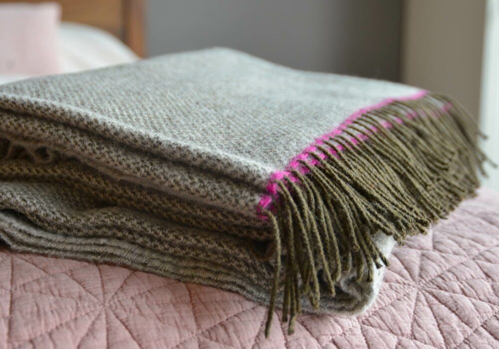 Grey Marl Pure Wool Throw | Natural Bed Company