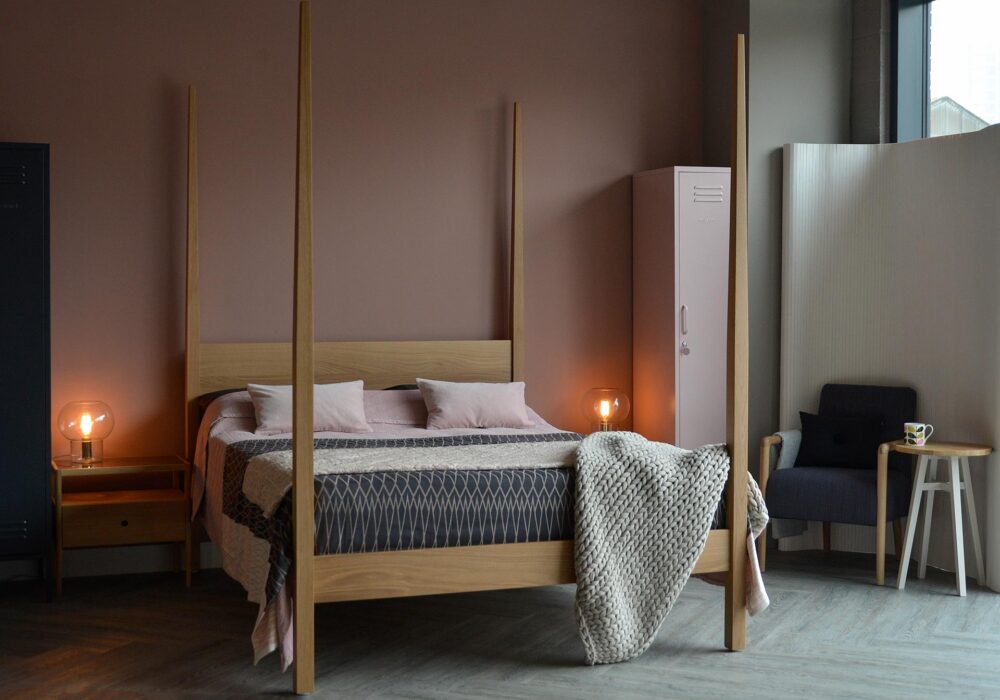 Hatfield | Contemporary Tall Post Bed | Natural Bed Company