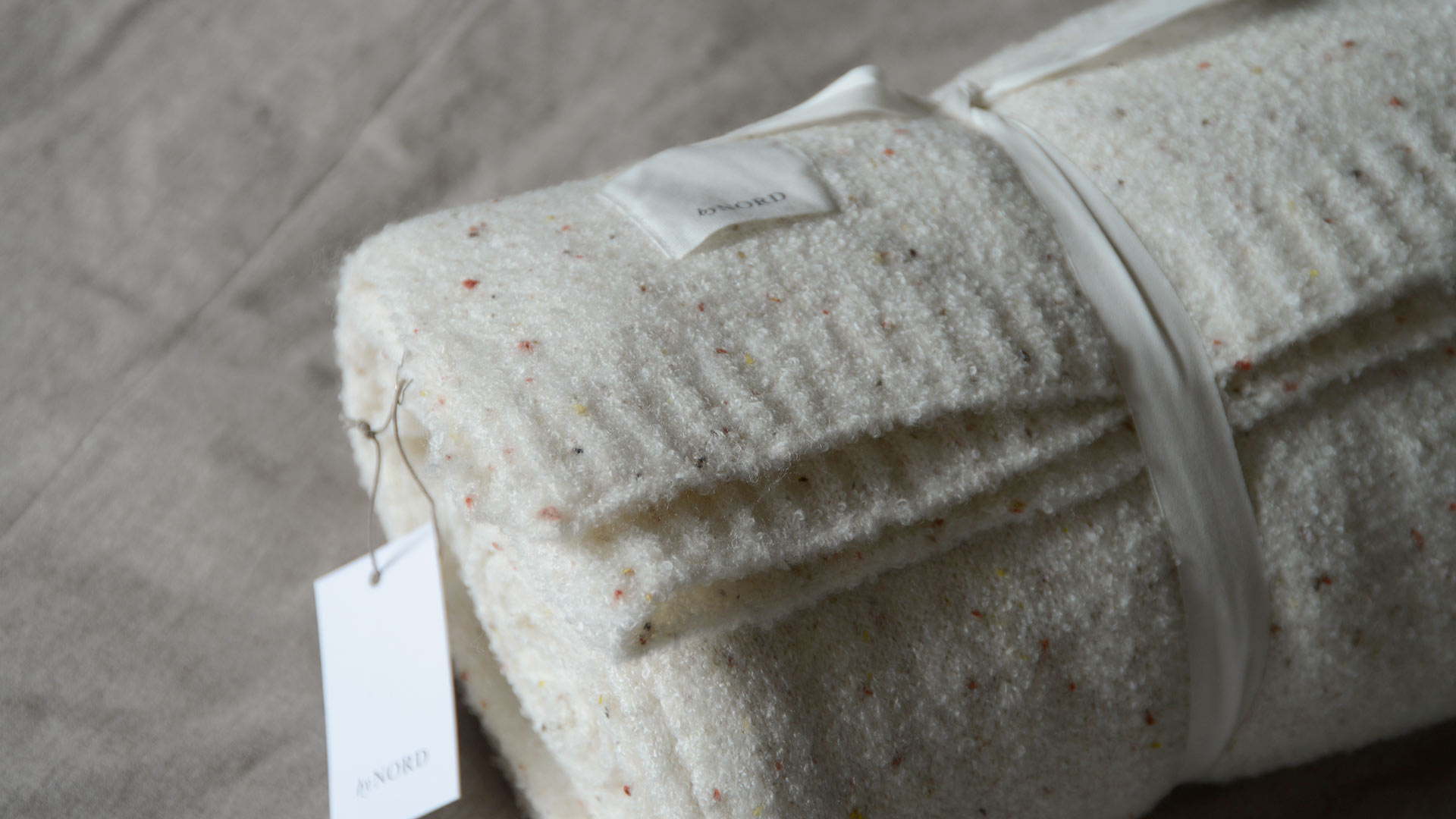 Flecked Ivory Throw | Throws & Blankets | Natural Bed Company