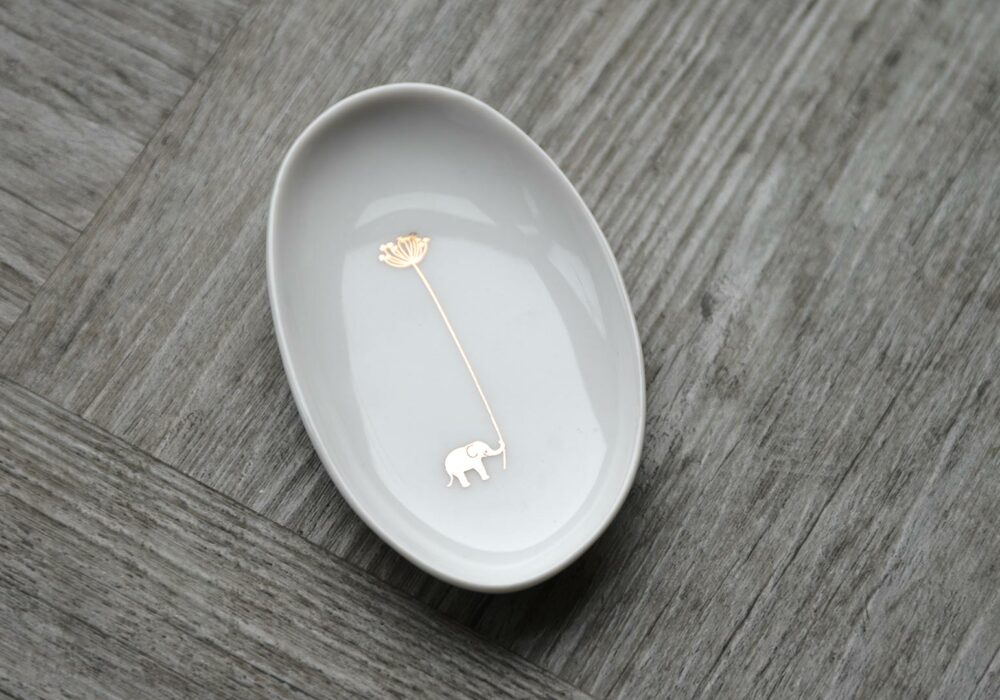 Mini Porcelain Dishes | Gold Decoration | Natural Bed Company