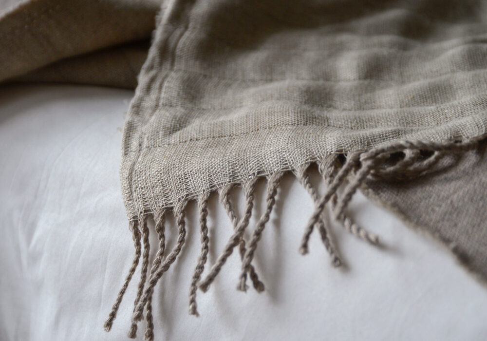 Linen and Merino Lambswool Throws | Natural Bed Company