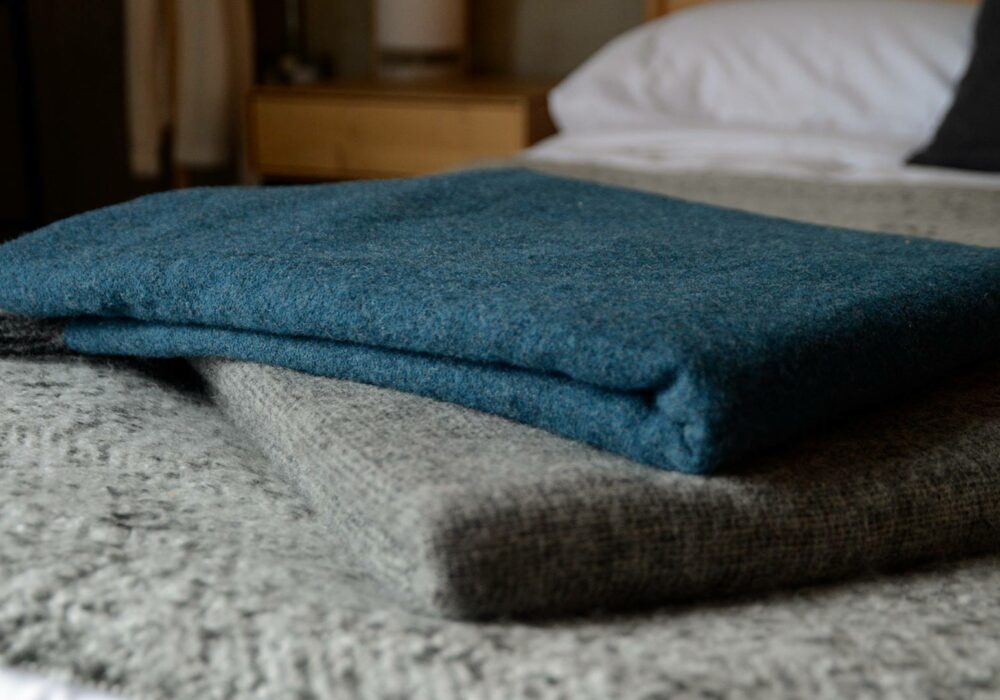 Reversible Pure Wool Throws | Natural Bed Company
