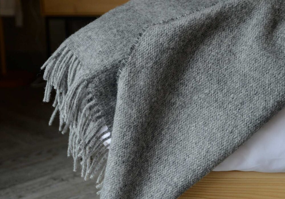 Reversible Pure Wool Throws | Natural Bed Company
