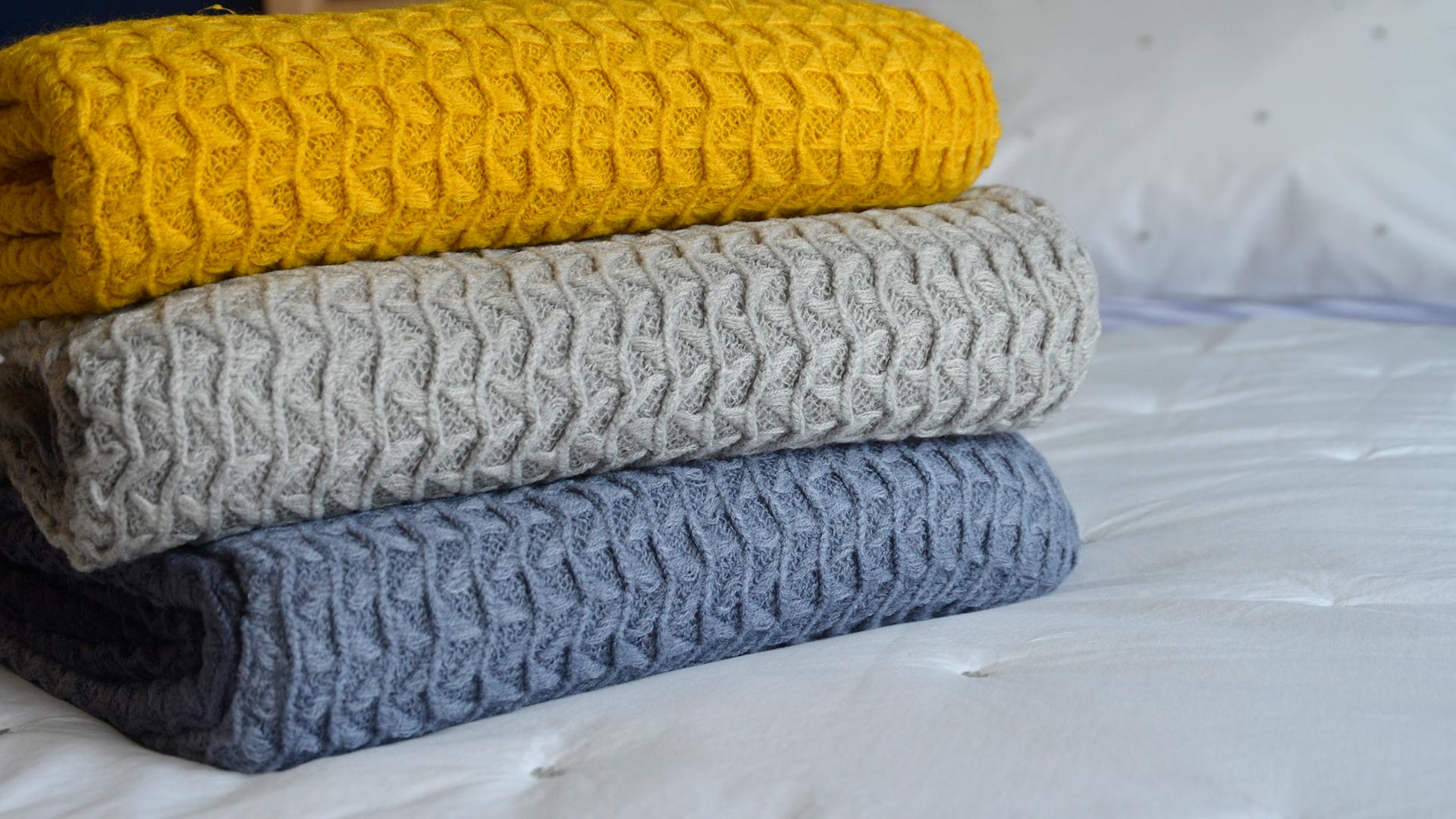 Textured Loose Knit Throws | Natural Bed Company