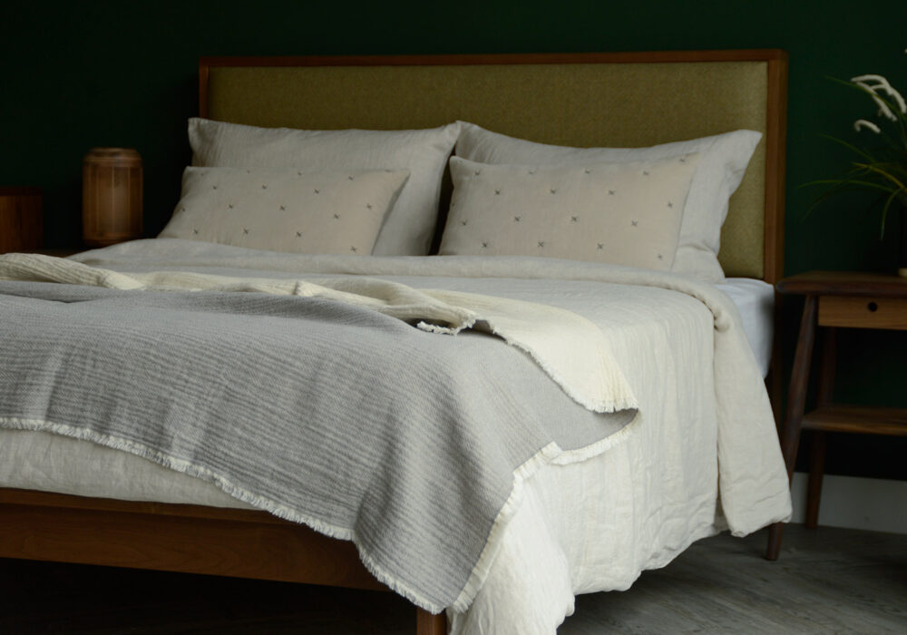 Textured Organic Cotton Throws - Natural Bed Company