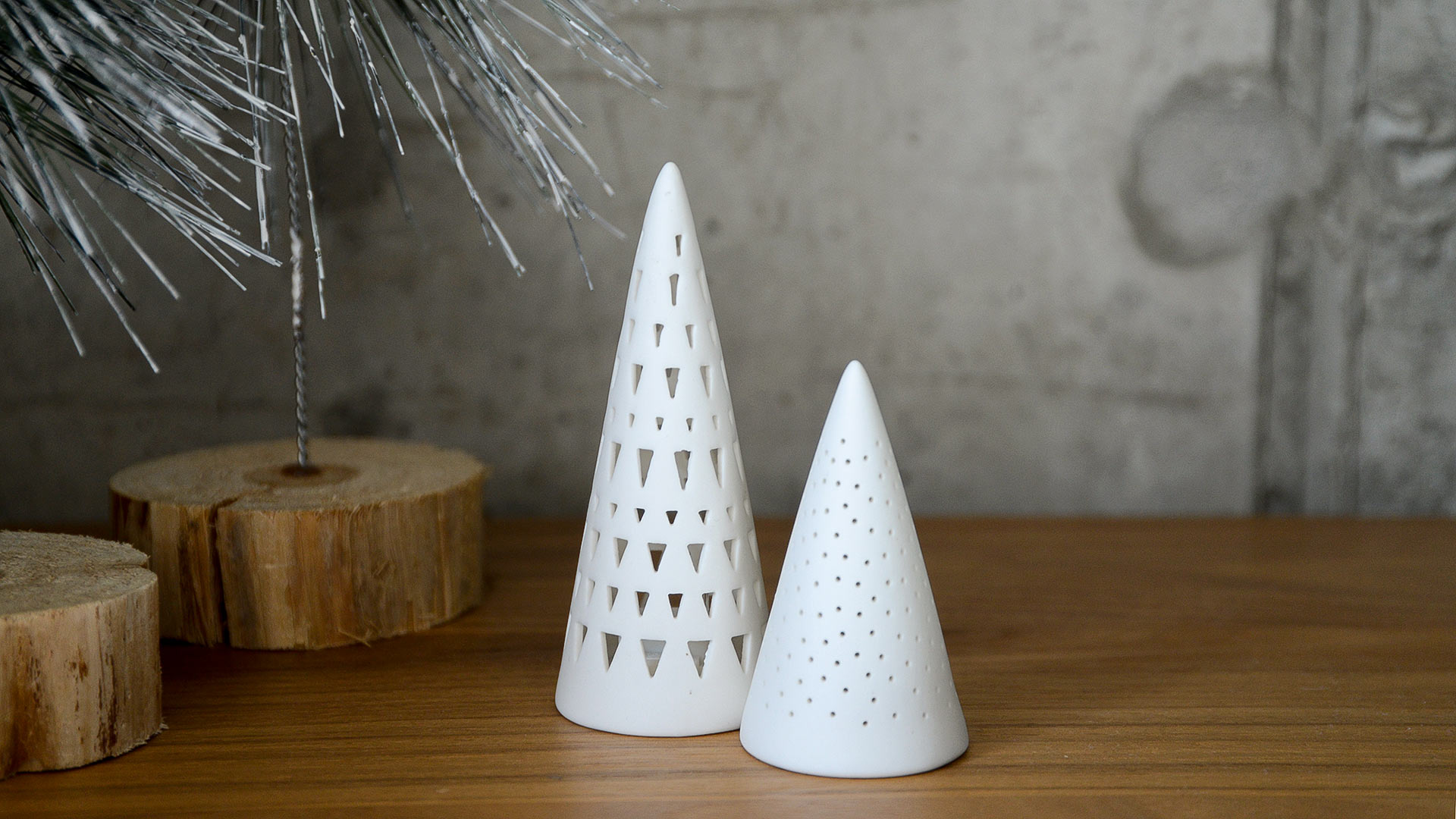 Porcelain Christmas Trees Decoration Sets - Natural Bed Company